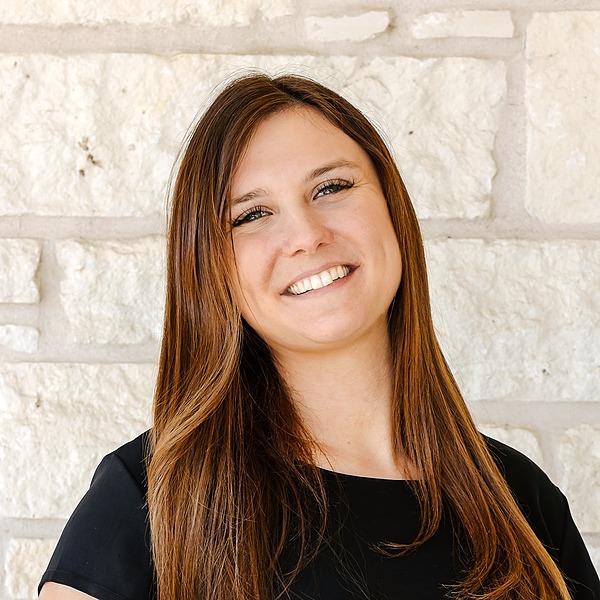 Chelsea Love, REALTOR® | Instagram, Facebook | Linktree