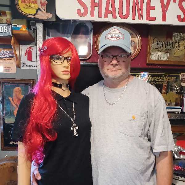 Shauney and emily | Instagram, Facebook, TikTok | Linktree