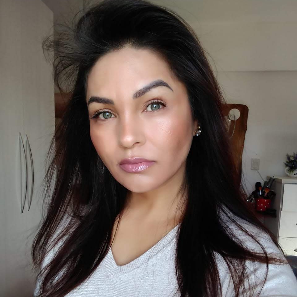 laurasantos_lau | Instagram, Facebook, TikTok | Linktree