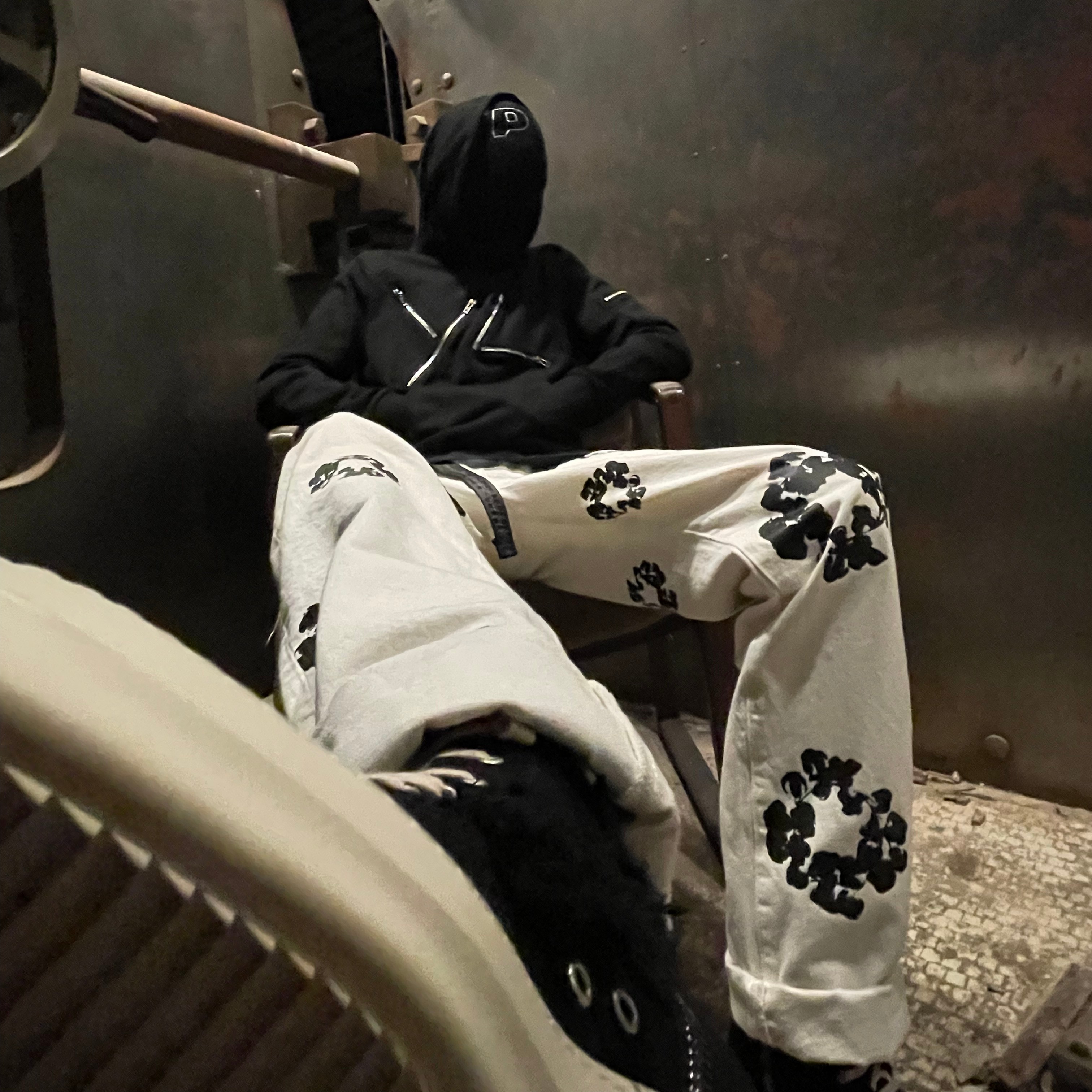 ooziie | Twitter, Instagram, YouTube, Twitch | Linktree