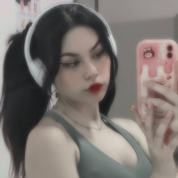 Suki | TikTok, Twitch | Linktree