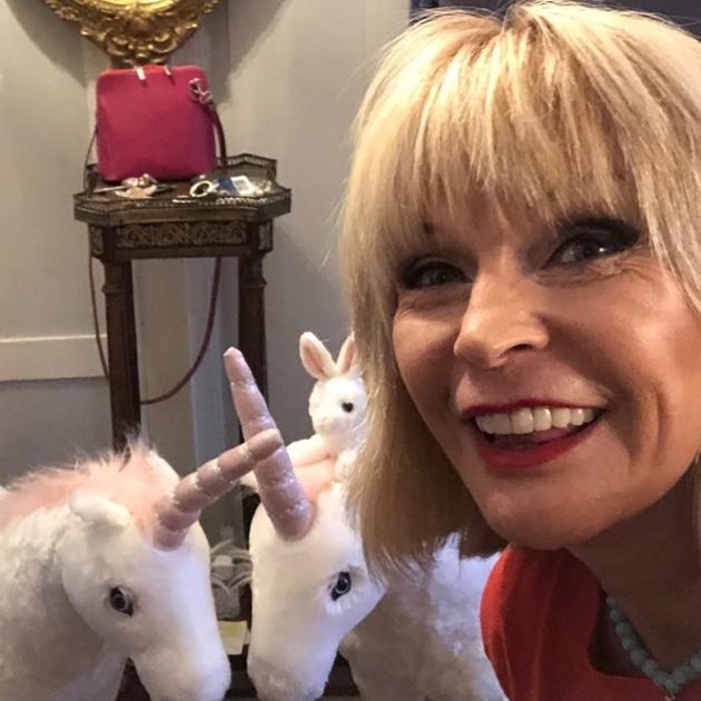 @toyahofficial | Linktree