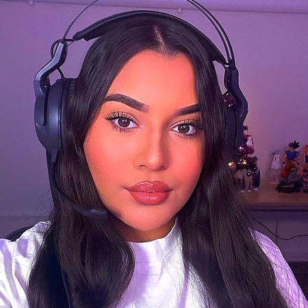 Lyna__ | Twitter, Instagram, TikTok, Twitch | Linktree