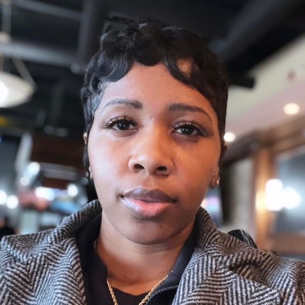 E_vs_ericka | Instagram, TikTok | Linktree