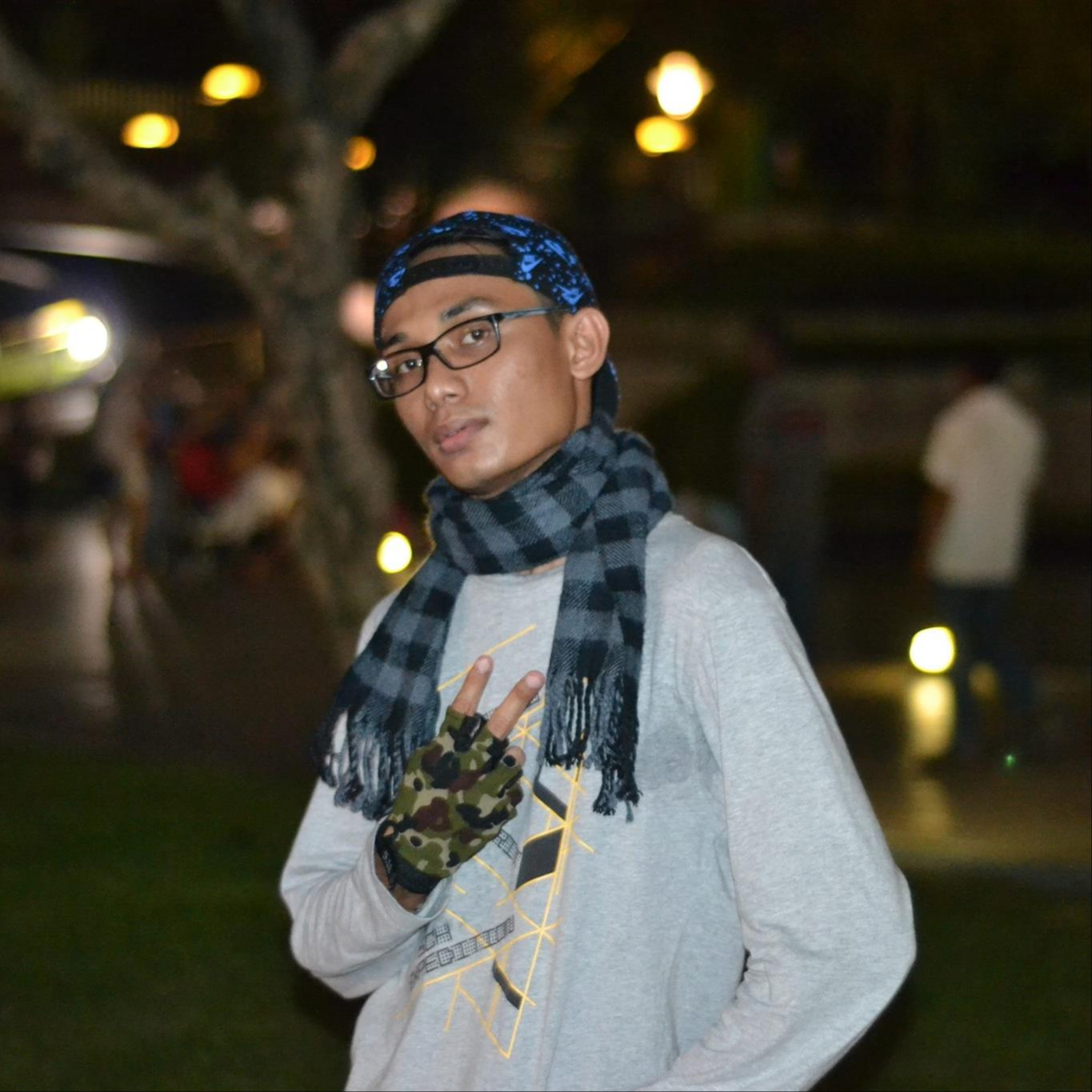 izzuwan_ismail | Twitter, Instagram, Facebook, TikTok | Linktree