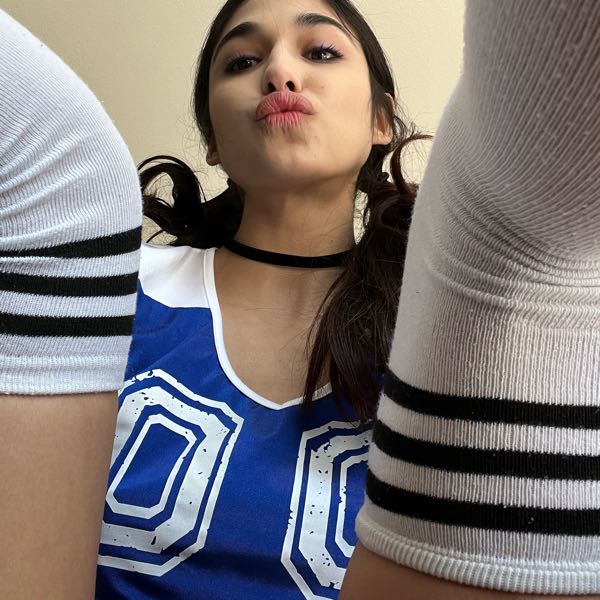 Sweet Girl Reina Rae🧁🍬 - Find Sweet Girl Reina Rae🧁🍬 Onlyfans - Linktree