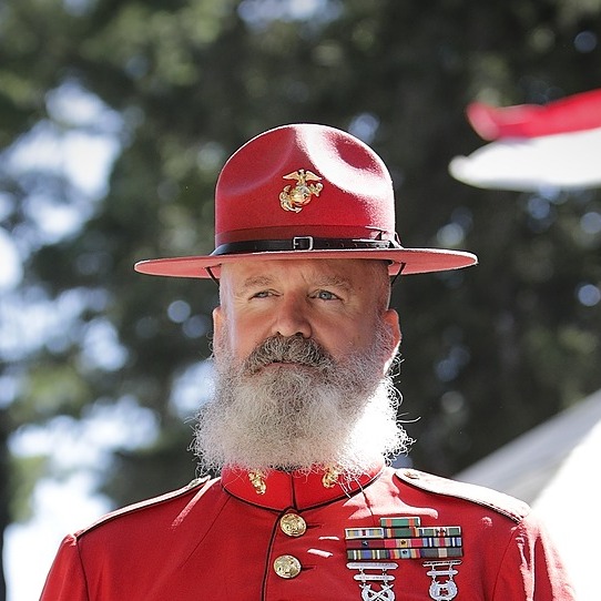 Gunny Claus | Twitter, Instagram, Facebook, TikTok | Linktree