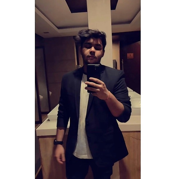 Dhruvit | Twitter, Instagram | Linktree