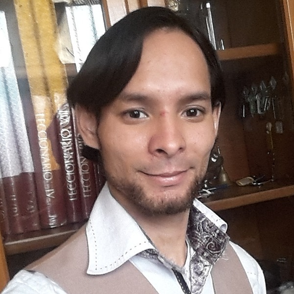 JAVIER VÁSQUEZ | Instagram, Facebook | Linktree