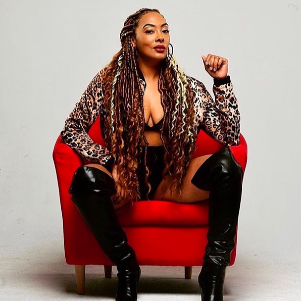 DJ Monie | Twitch | Linktree