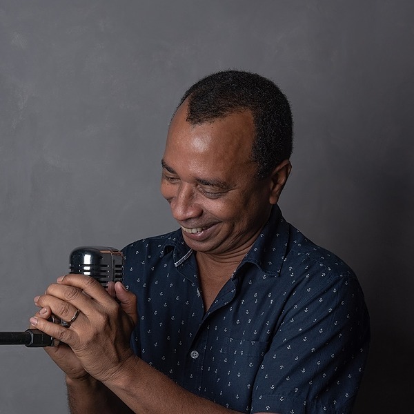 David Alves | Instagram, YouTube, Spotify, Facebook | Linktree