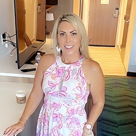 Tina Holbrook Scott | Instagram, TikTok | Linktree