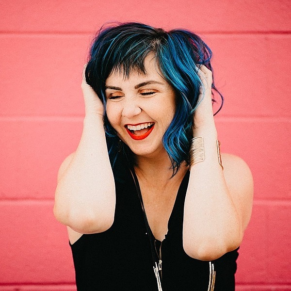 Emily Hatch | Instagram | Linktree