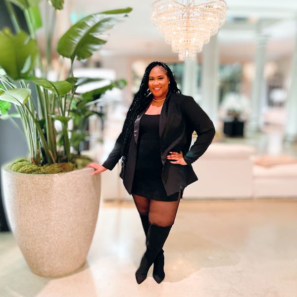 raesimonea | TikTok | Linktree