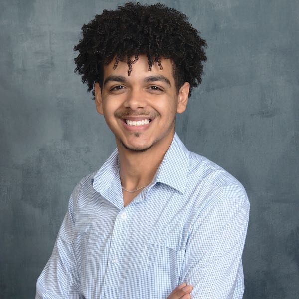 Devontae Gray, TN realtor | Instagram, Facebook, TikTok | Linktree