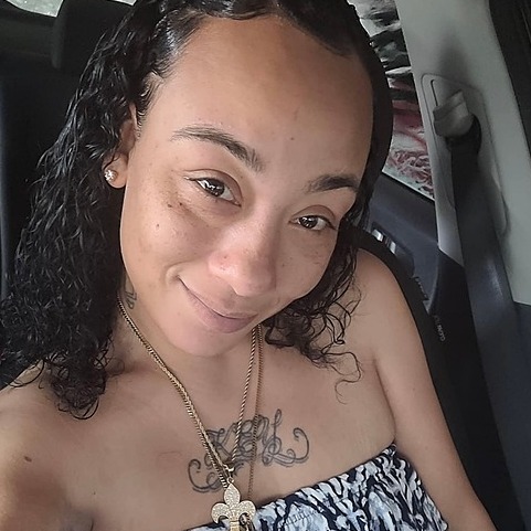 Goddess Roxy | Instagram, Facebook | Linktree