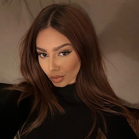 AngeL | Twitter, Instagram, TikTok, Twitch | Linktree