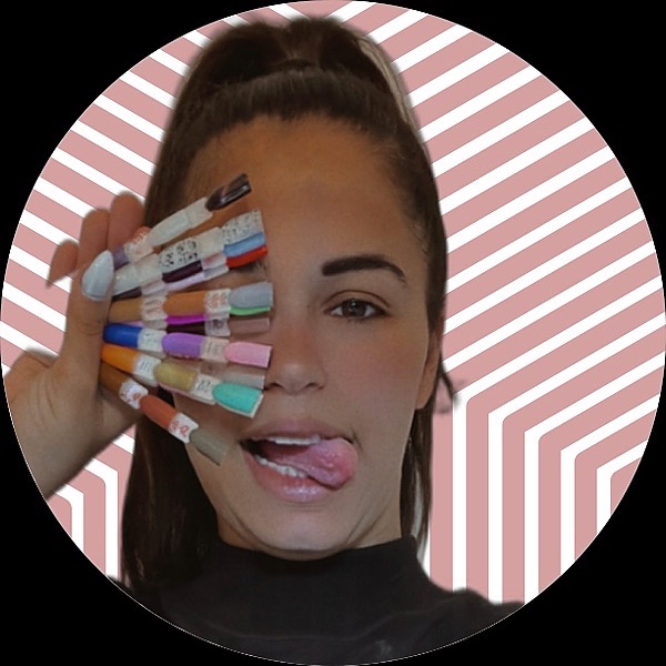 Liz nails | Instagram, Facebook, TikTok | Linktree