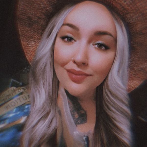 Brittany Kay Designs | Twitter, Instagram, TikTok | Linktree