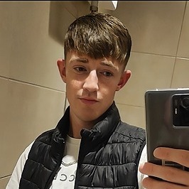 alo_twink | Twitter, Instagram, TikTok | Linktree