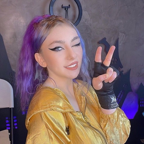 justaminx | Twitter, Instagram, TikTok, Twitch | Linktree