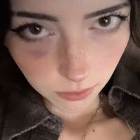 violet martinez | Twitter, Instagram, TikTok, Twitch | Linktree