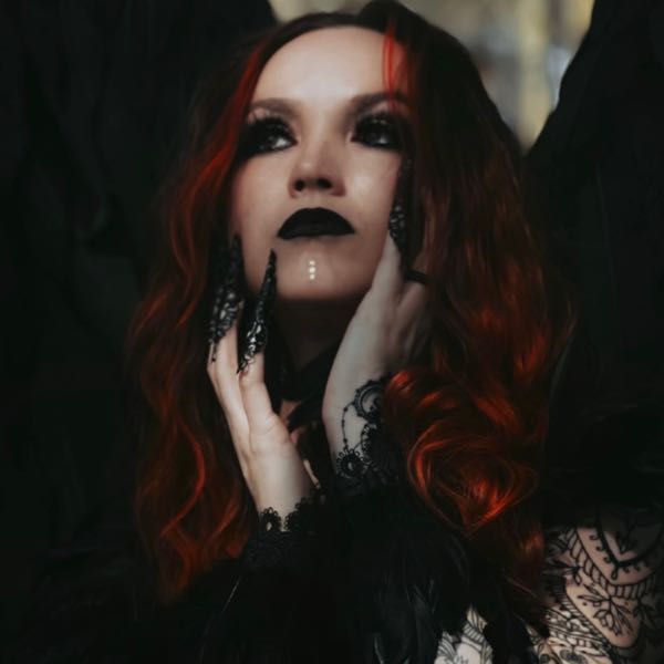 Jessie Kay | Instagram, Facebook, TikTok | Linktree