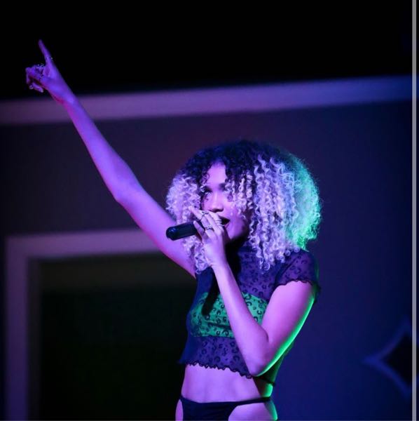 Rubi Mar 👽 - Listen on YouTube, Apple Music - Linktree