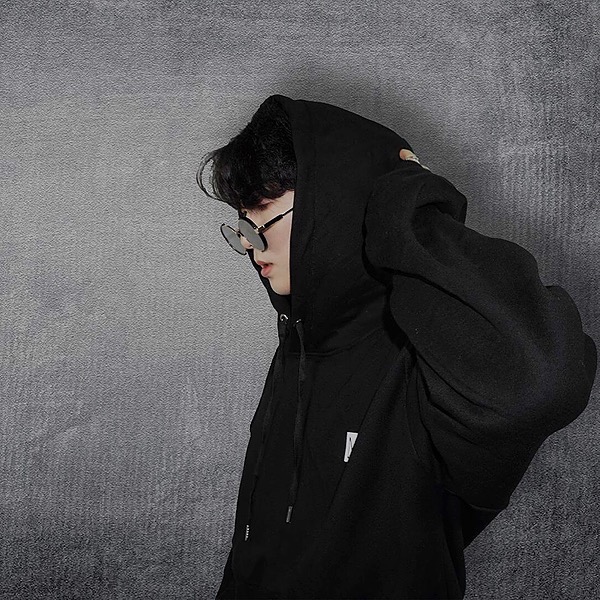 @JJang E | Twitter, Instagram, TikTok | Linktree