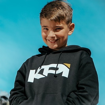 TOZEO | Twitter, Instagram, TikTok, Twitch | Linktree