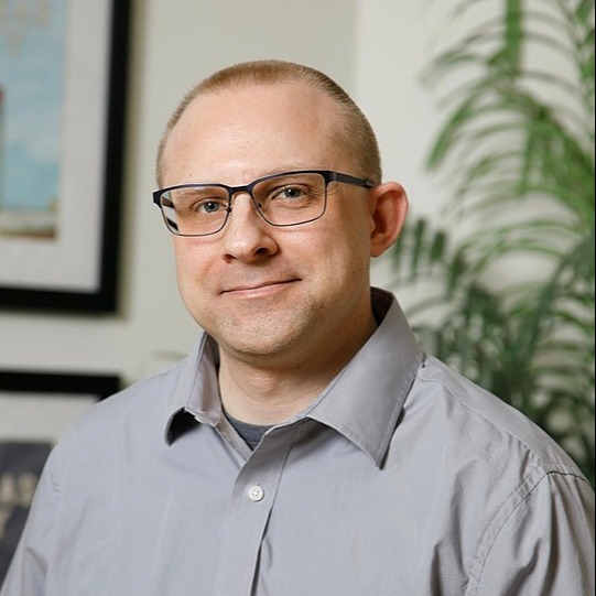 authordemarest | Twitter, Instagram, Facebook | Linktree