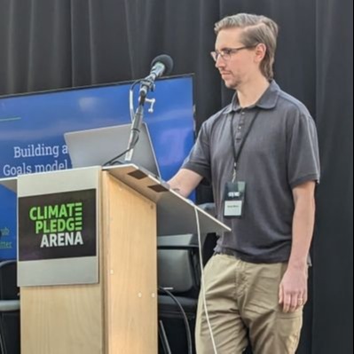 Dan Morse | Twitter | Linktree