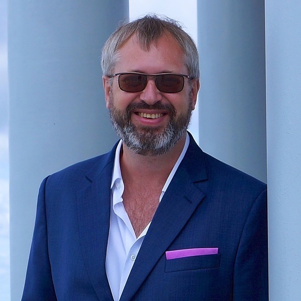 moak_music - Listen on Spotify, Apple Music - Linktree