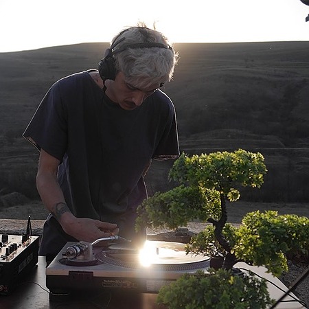 ciakar | Instagram, Facebook | Linktree