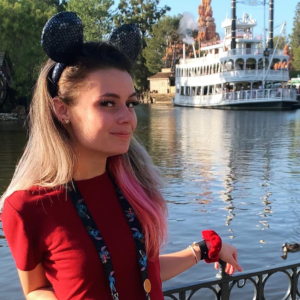 MallyMouse | Twitter, Instagram, YouTube, TikTok, Twitch | Linktree