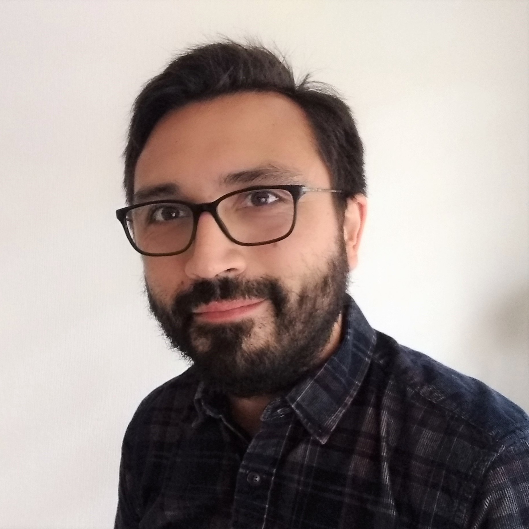 Iván Rodríguez Núñez | Twitter, Instagram, Facebook | Linktree