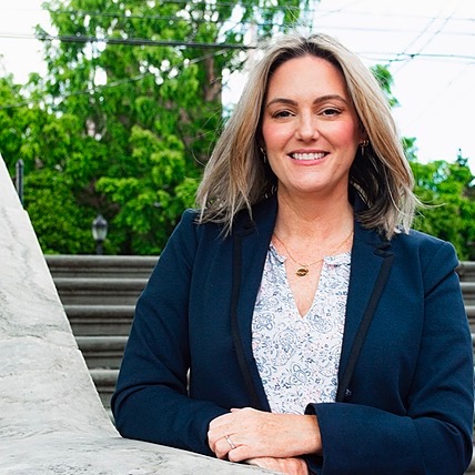 Cyndie Romer | Instagram, Facebook, TikTok | Linktree