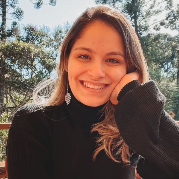 Clarice Moreira - Listen on Spotify - Linktree