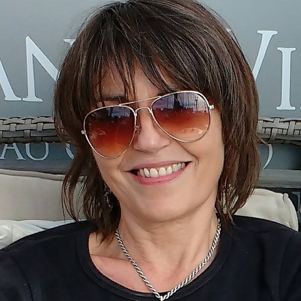 The Fantastic Laura B | Instagram, Facebook | Linktree