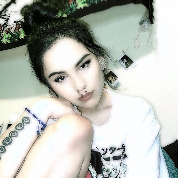 cutestgoth | Twitter, Instagram, TikTok, Twitch | Linktree