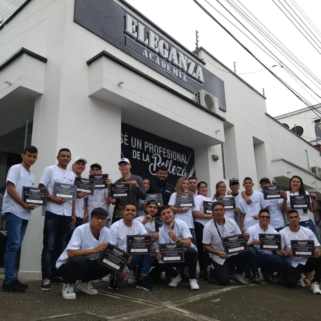 @Eleganza_Bucaramanga | Instagram, Facebook | Linktree