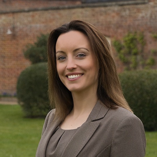 Sarah-Jane Wells | Instagram, Facebook | Linktree