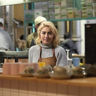 Chef Elizabeth Haigh | Twitter, Instagram, YouTube, TikTok | Linktree