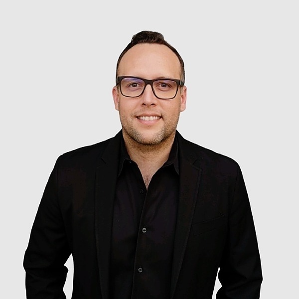 William Wallace | Twitter | Linktree