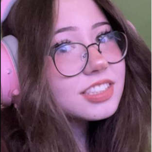 @aliciaisjade | Twitter, Instagram, TikTok, Twitch | Linktree