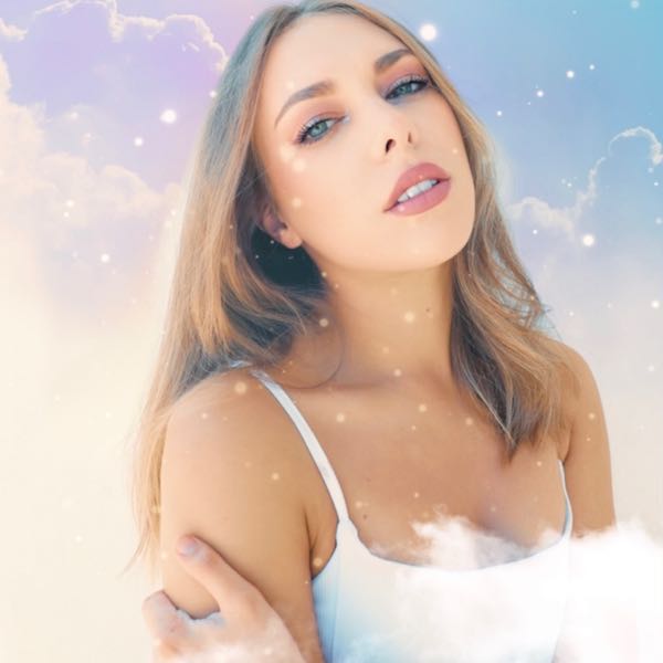 Jasmine Rain | Instagram, Facebook, TikTok | Linktree