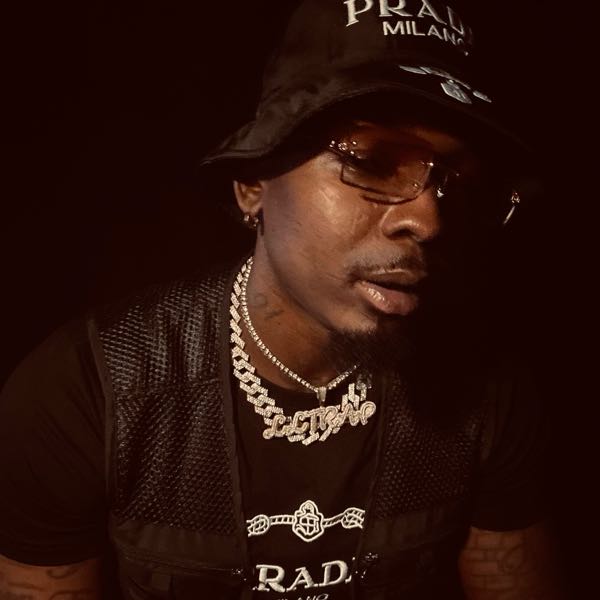 Mj Gill official Linktree 🖤 | Instagram, TikTok | Linktree