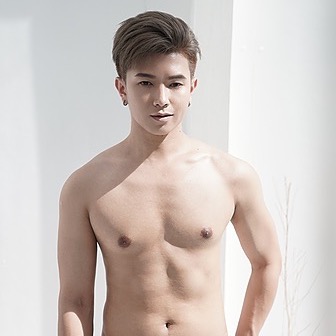 @Knomjean.s | Twitter, Facebook, TikTok | Linktree