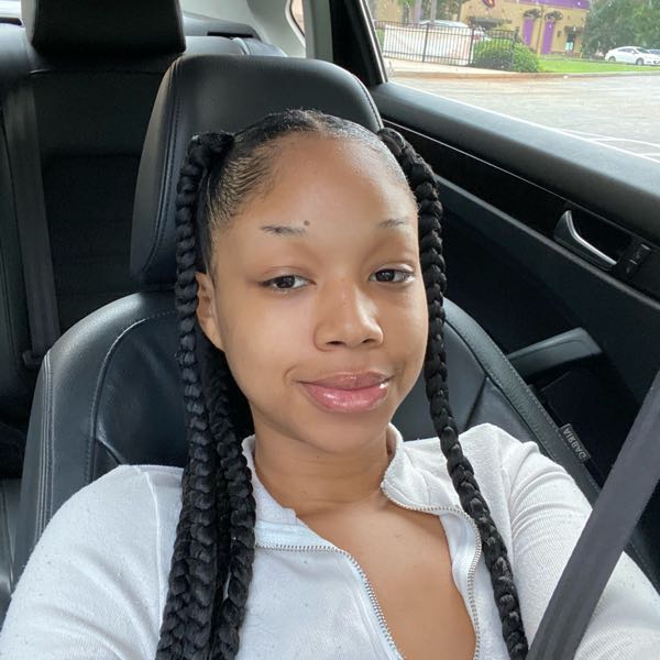 EnvyEvian | Twitter, Instagram, TikTok | Linktree