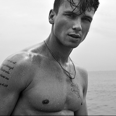 Airon_mallars | Twitter | Linktree